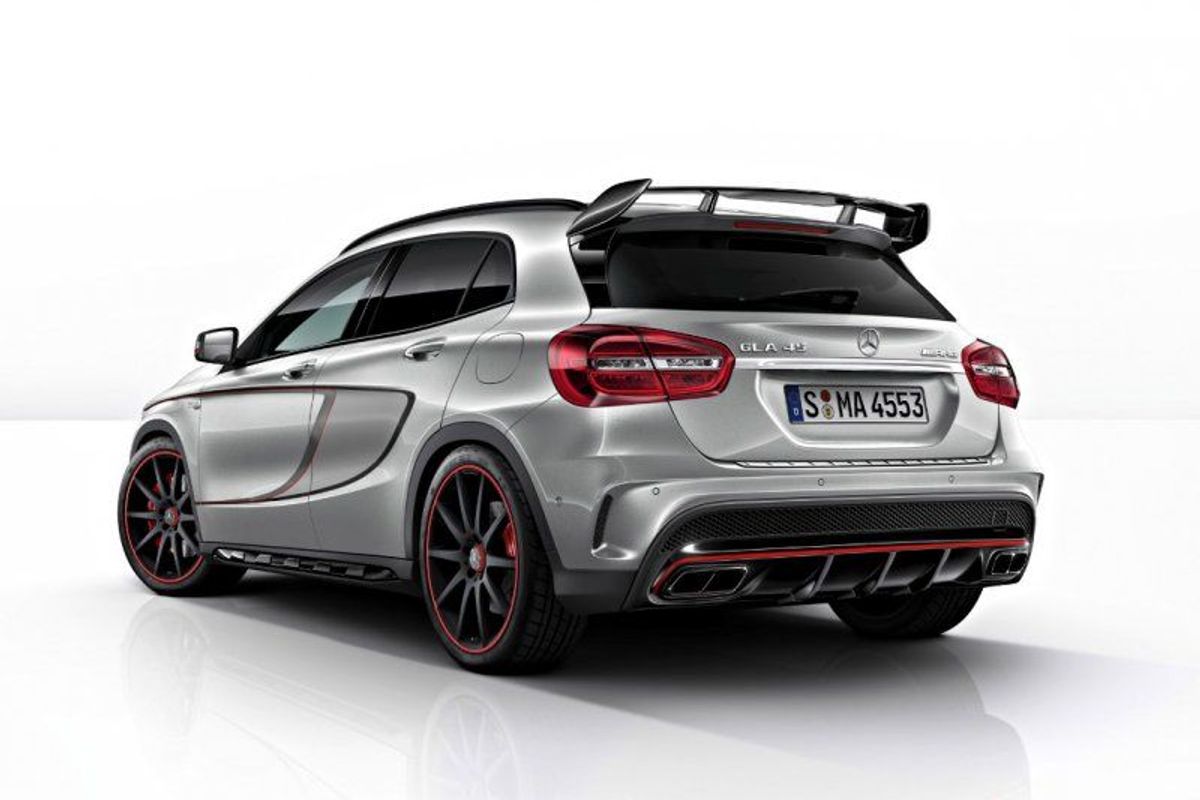 Mercedes-Benz AMG Performance Drive