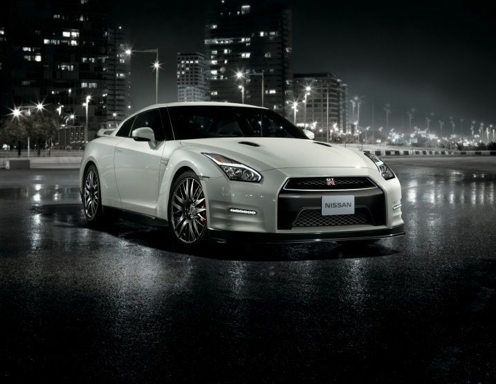 2015 Nissan GT-R Specs and Pricing Announced (Video)