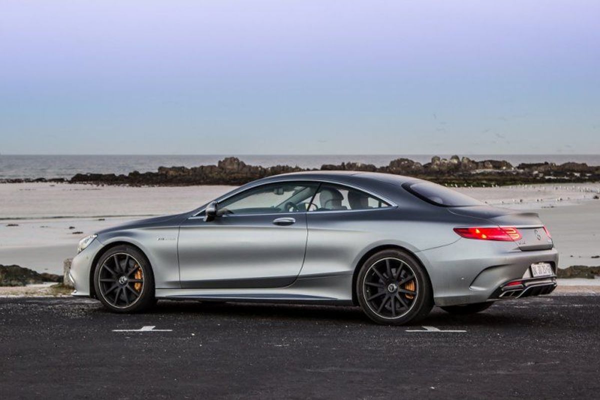 Mercedes S65 AMG Coupe (2015) Review