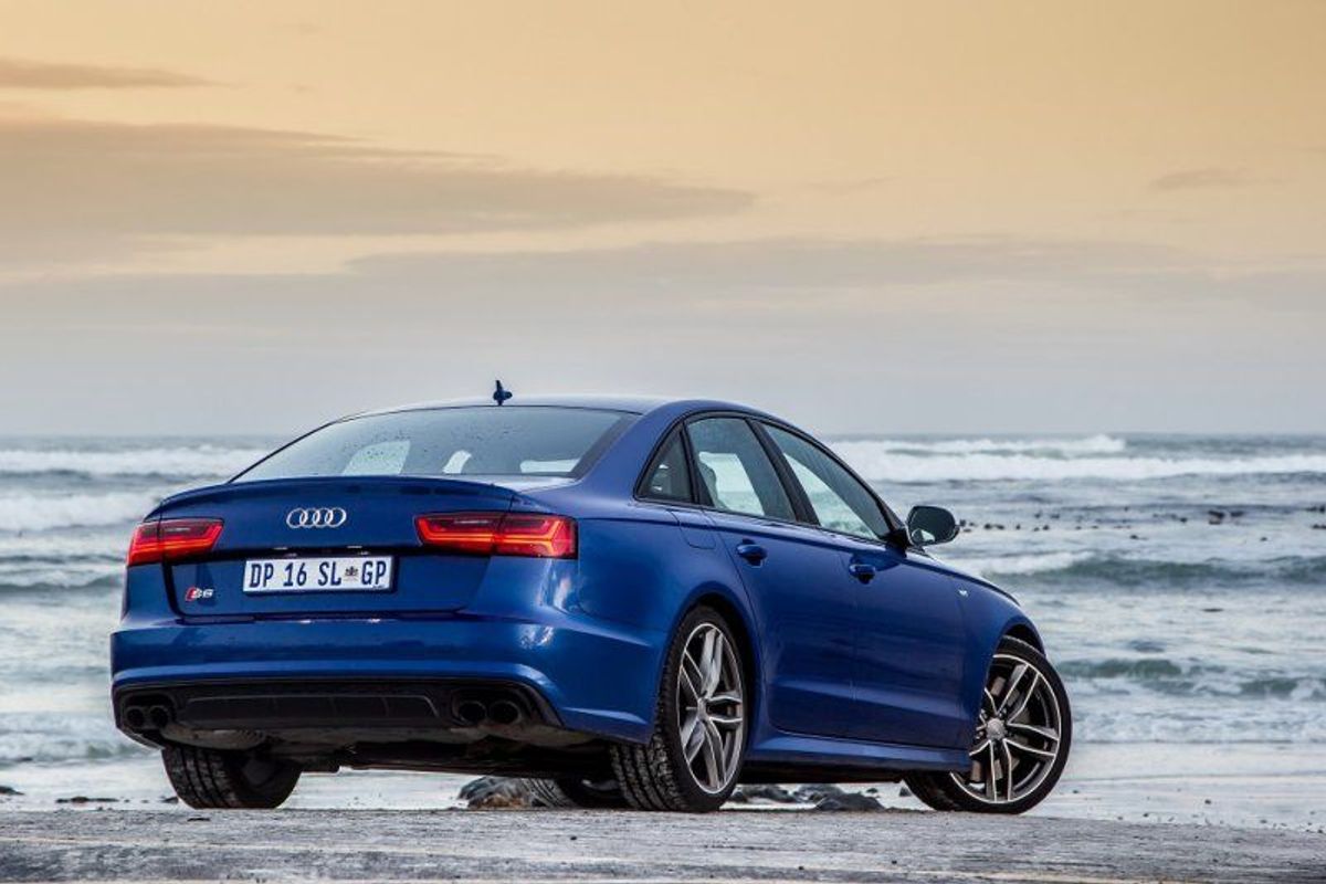 Audi S6 (2015) Review