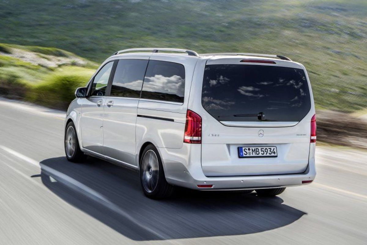 Mercedes-Benz V-Class (2015) First Drive