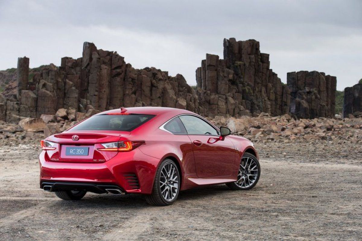 Lexus RC 350 F-Sport (2015) First Drive