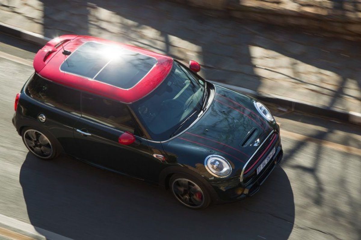 Mini John Cooper Works (2015) First Drive