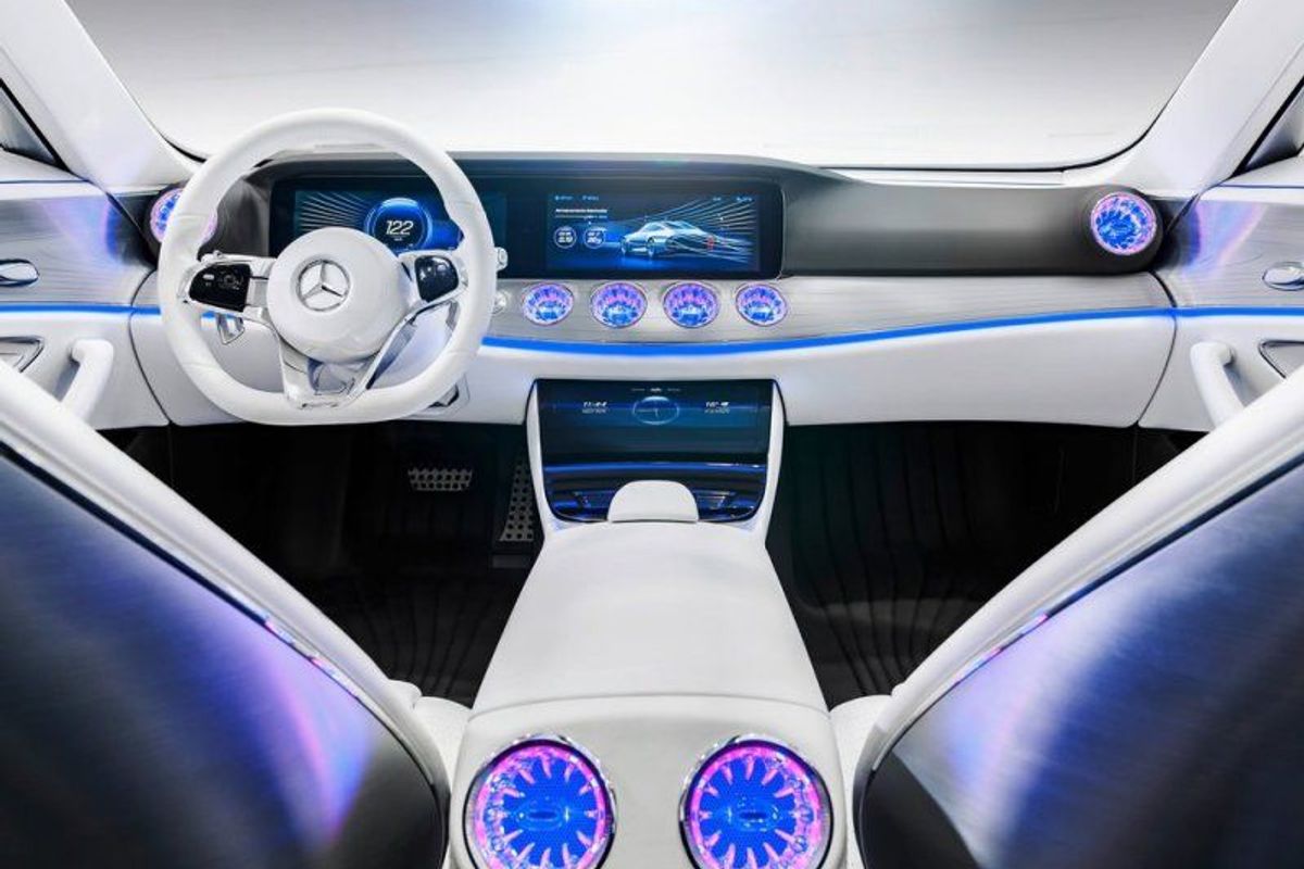 Mercedes-Benz IAA Concept Wows Frankfurt