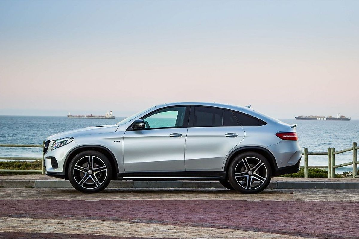 Mercedes-Benz GLE450 AMG Coupe (2015) Review