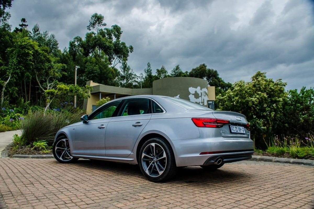 New Audi A4 2.0T FSI (2016) First Drive