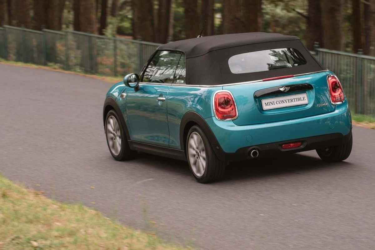 Mini Convertible and Clubman (2016) First Drive