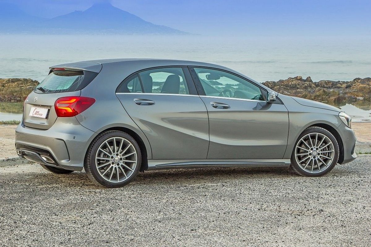 Mercedes-Benz A-Class A220d (2016) Review
