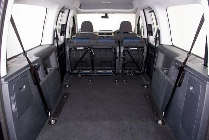 Volkswagen Caddy Maxi Trendline 2.0 TDI DSG (2016) Review