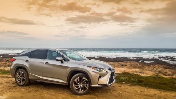 Lexus RX350 EX (2016) Review
