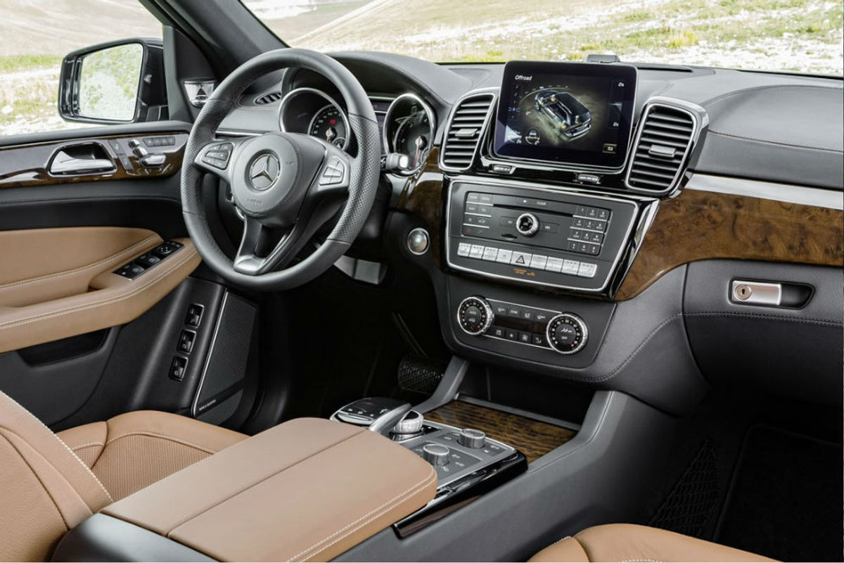 Mercedes-Benz GLS (2016) First Drive