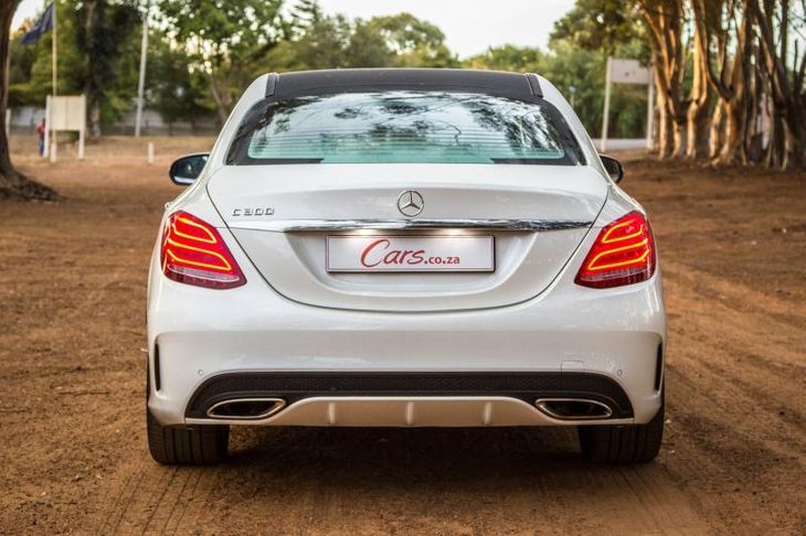 Mercedes-Benz C300 (2015) Review