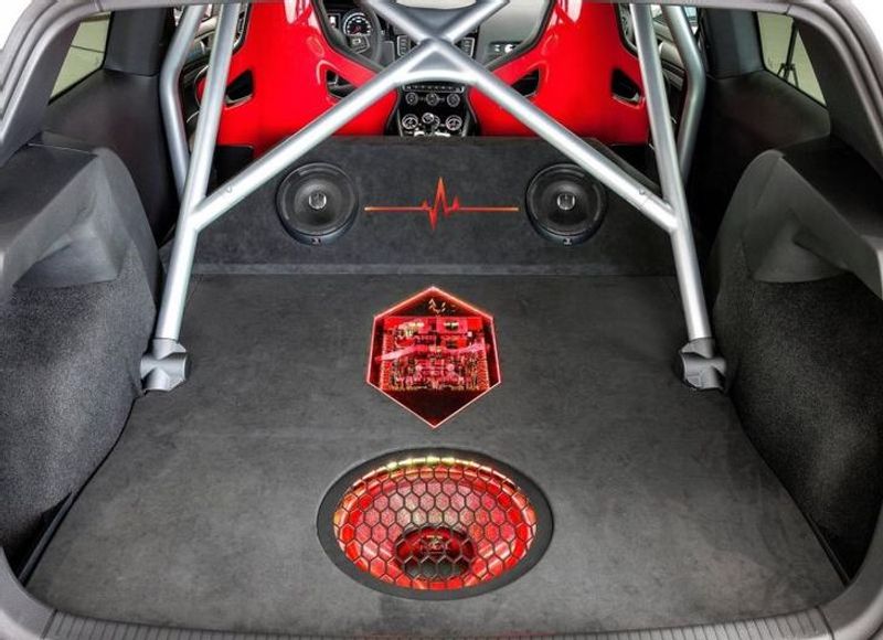 Volkswagen Golf GTI Heartbeat Concept Shown