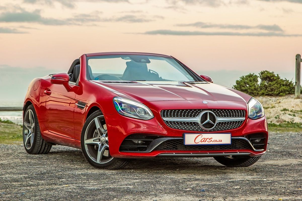 Mercedes-Benz SLC300 (2016) Review
