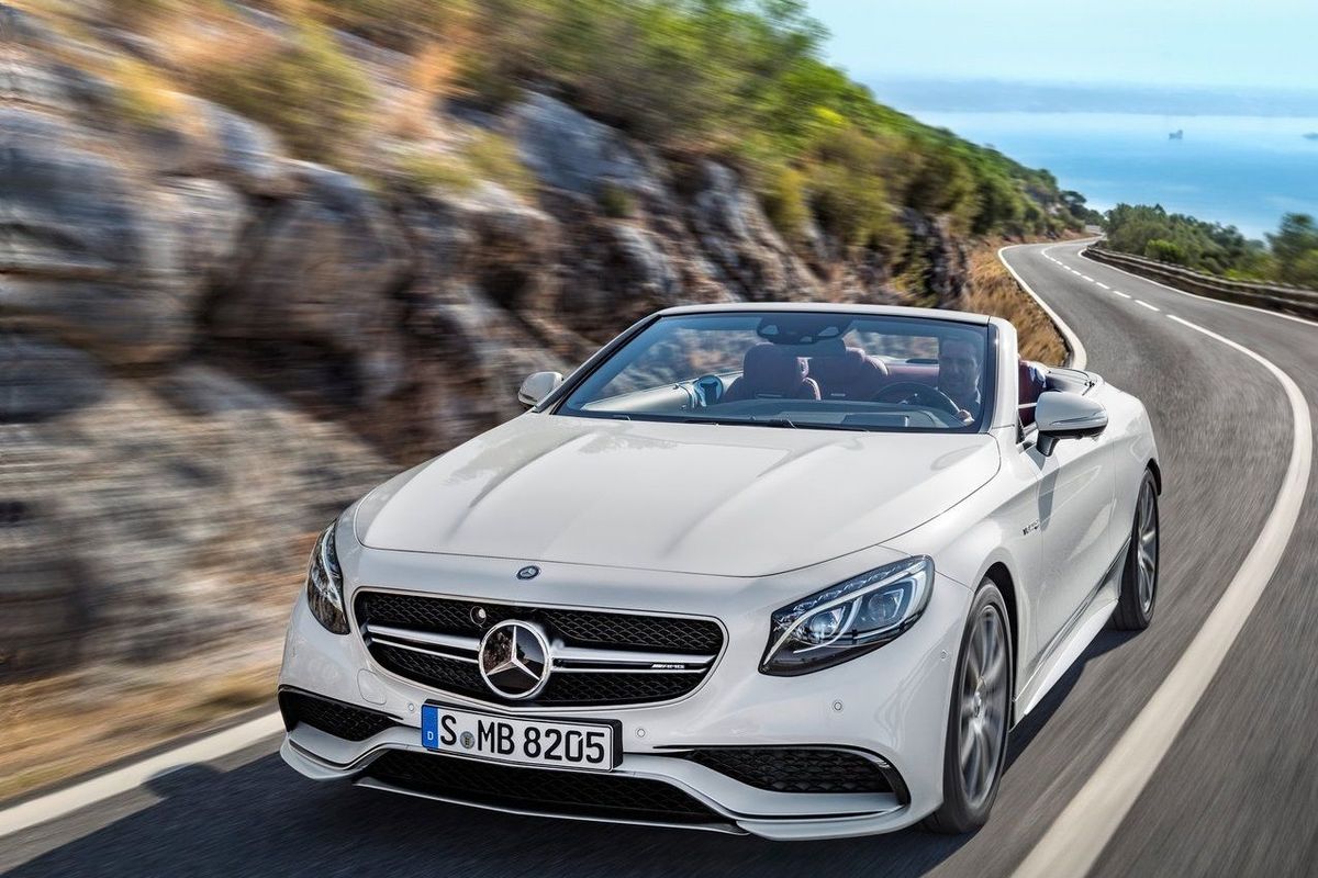 Mercedes-Benz S-Class Convertible Cruises Into SA