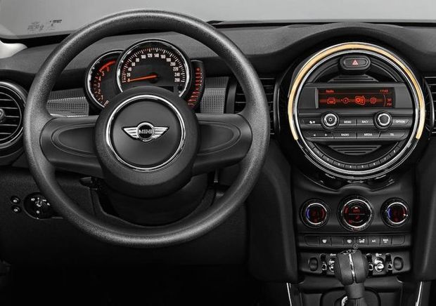 Mini One (2016) Review