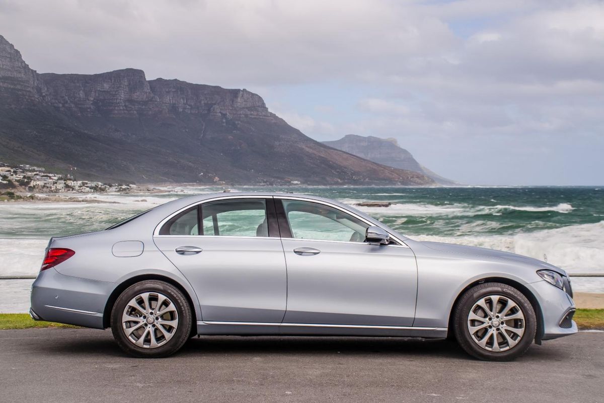Mercedes-Benz E350d Exclusive (2016) Review