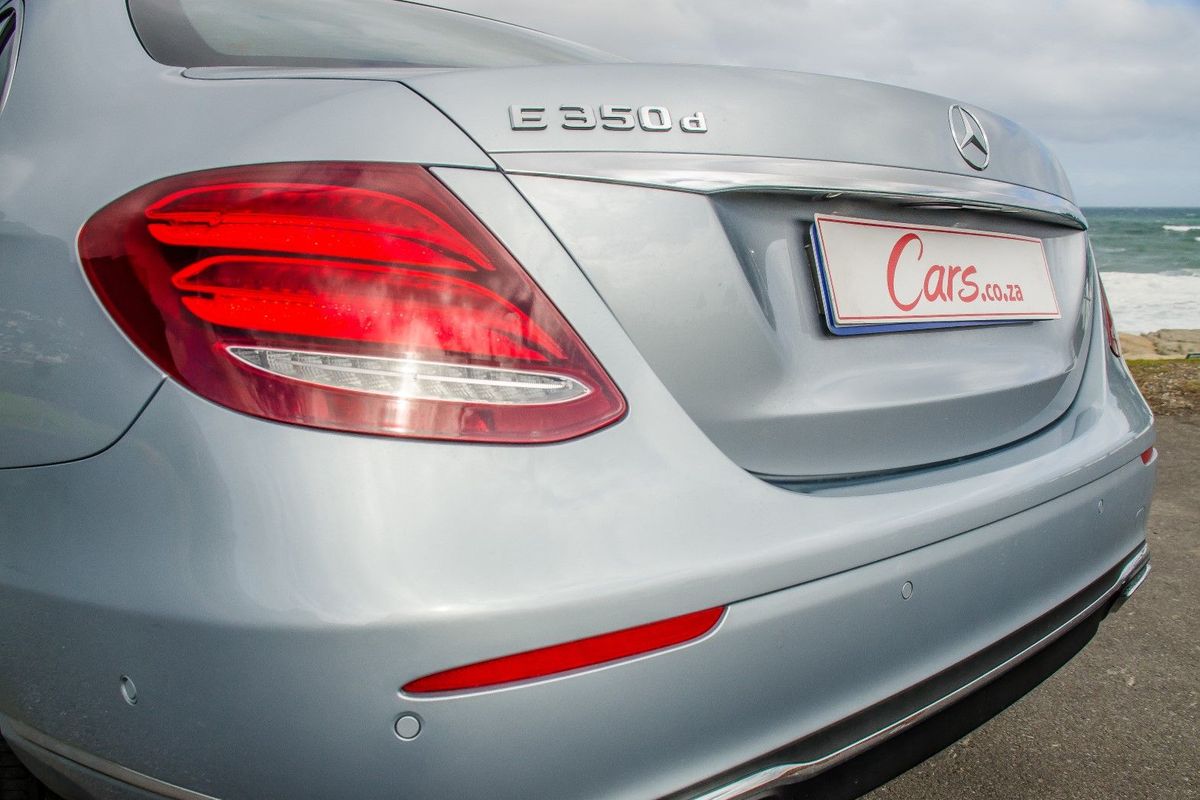 Mercedes-Benz E350d Exclusive (2016) Review