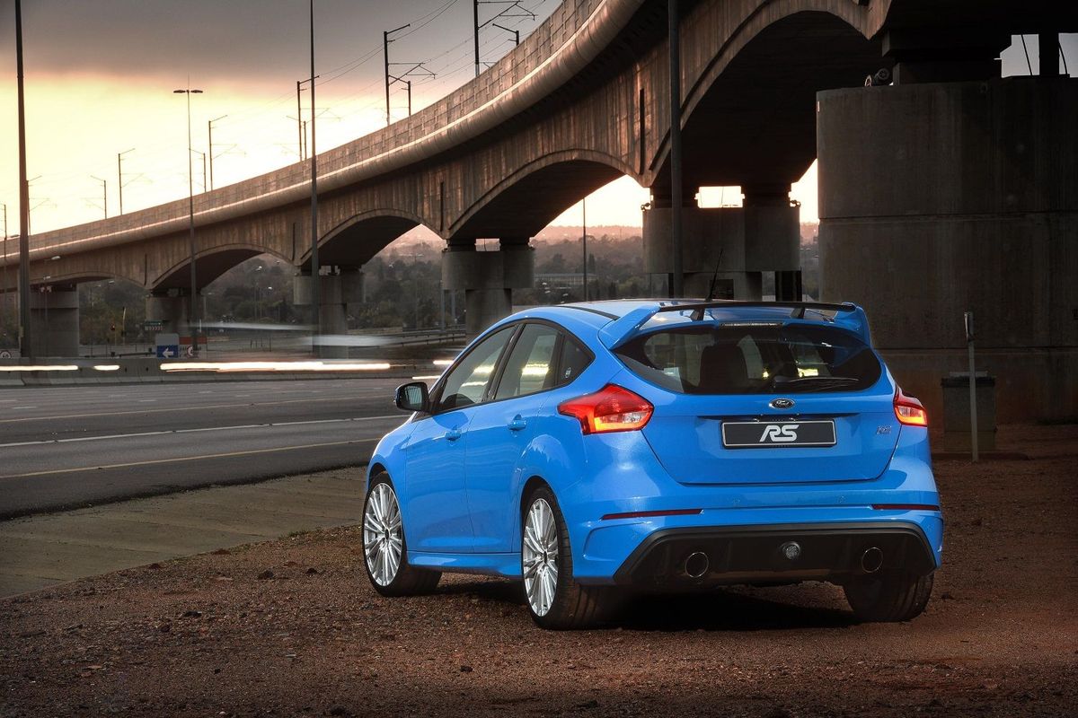 Ford Focus RS (2016) First Drive