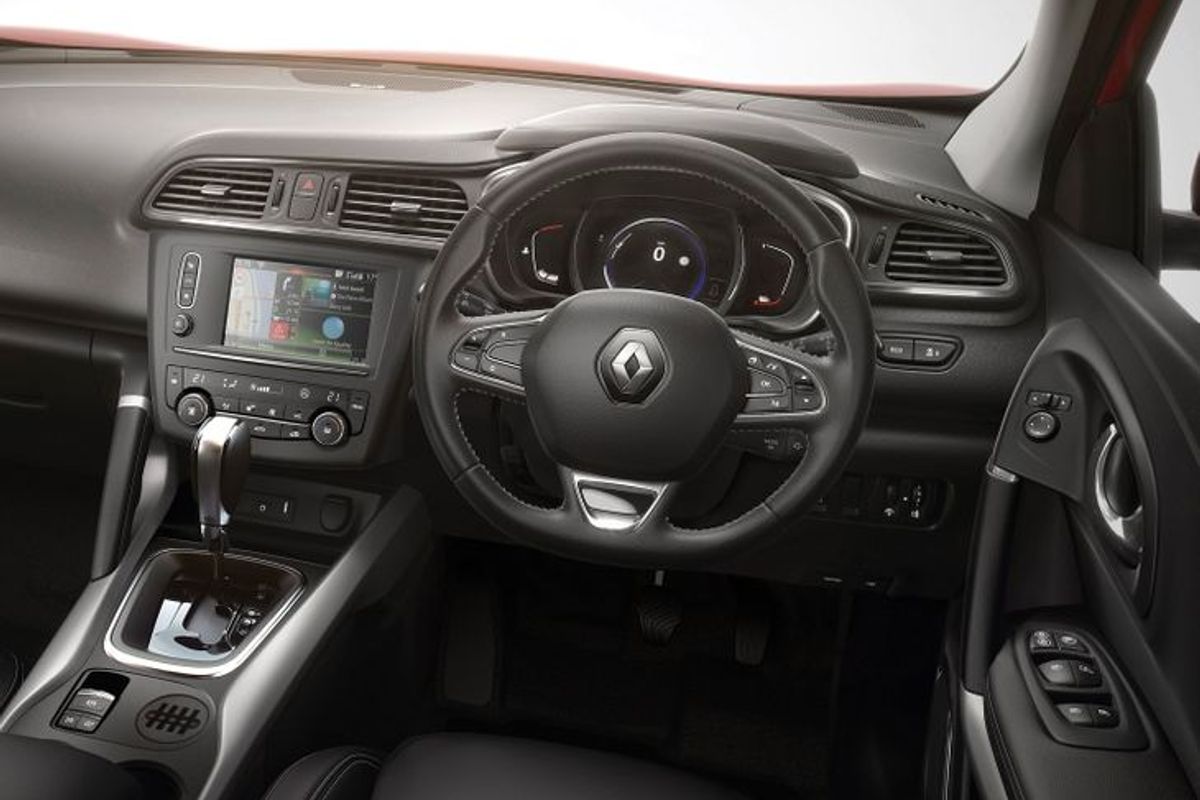 Renault Kadjar AT (2016) Specs & Price