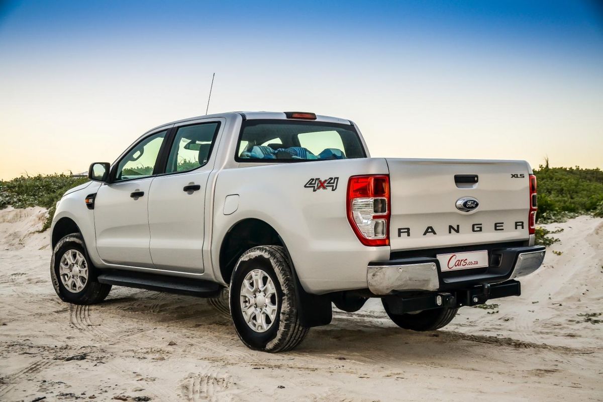 Ford Ranger 2.2 XLS 4x4 Automatic (2016) Review