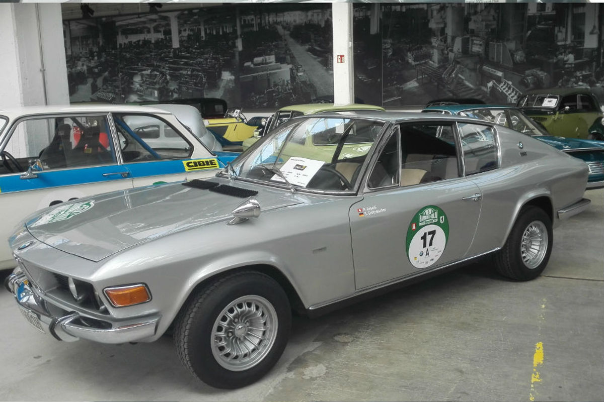 A day at BMW Classic's HQ [with Gallery]