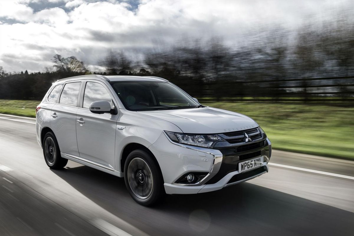 Mitsubishi rolls out new Outlander