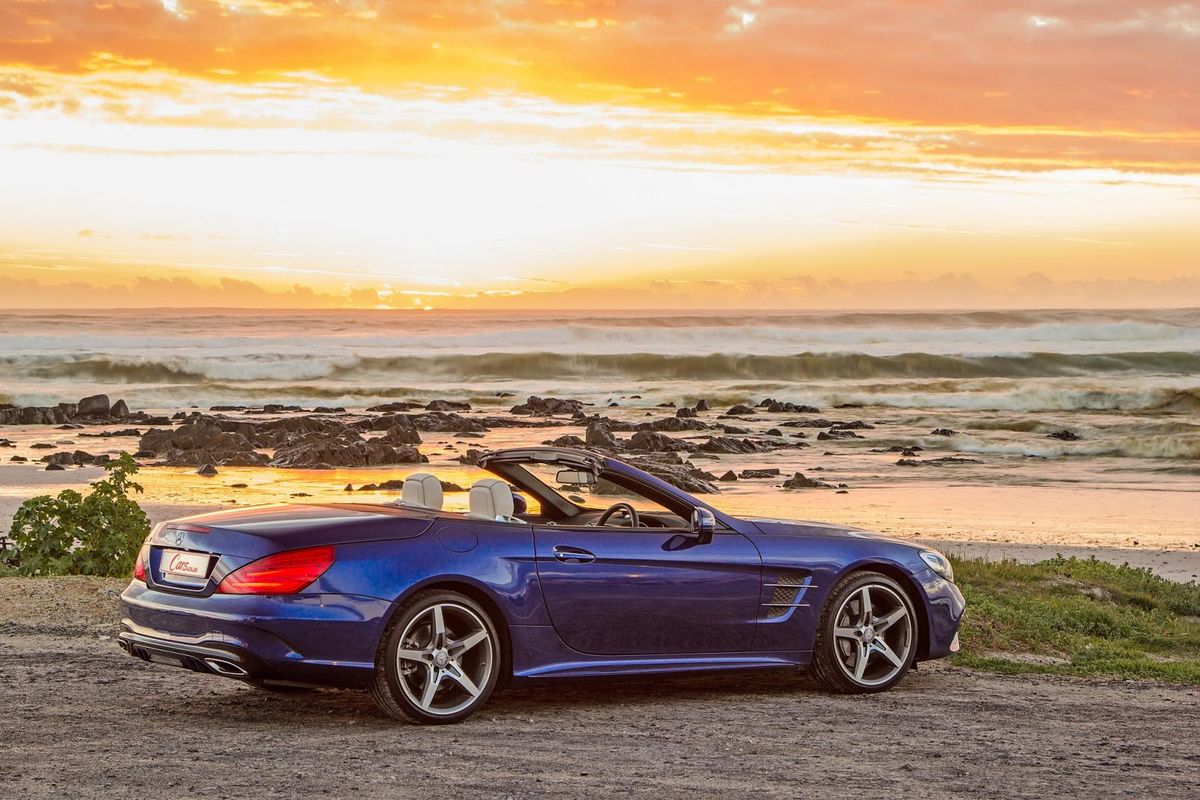 Mercedes-Benz SL500 AMG Line (2016) Review