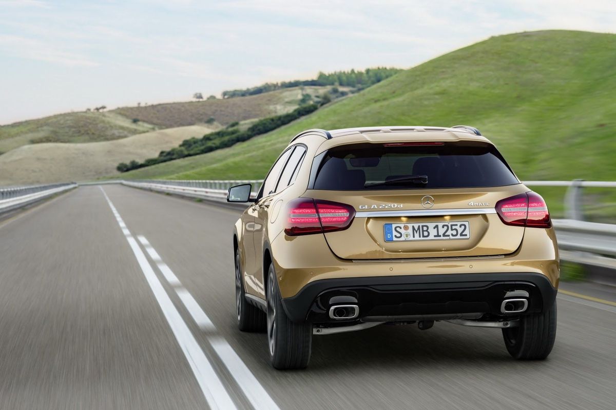 Facelifted Mercedes-Benz GLA Shown