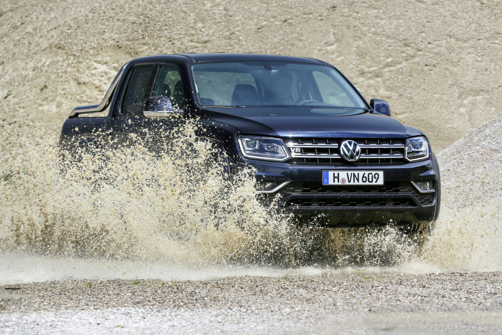 Volkswagen Amarok 3.0 V6 TDI (2017) International First Drive - Cars.co ...