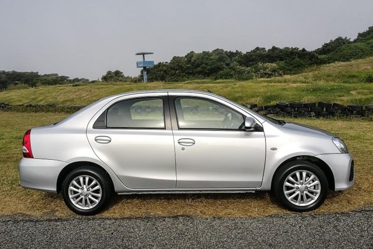 Toyota Etios 1.5 Sprint (2017) First Drive