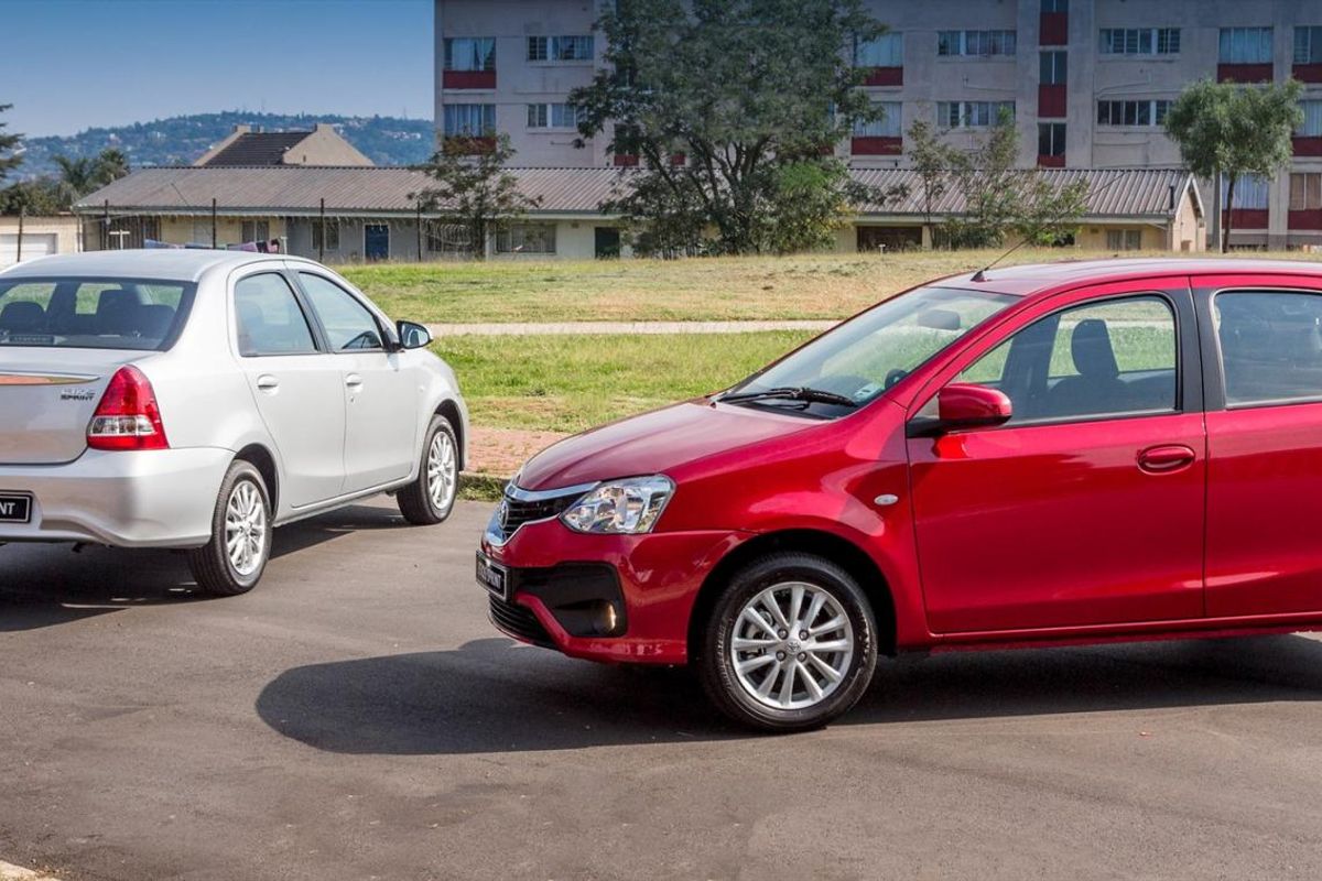 Toyota Etios 1.5 Sprint (2017) Specs & Pricing