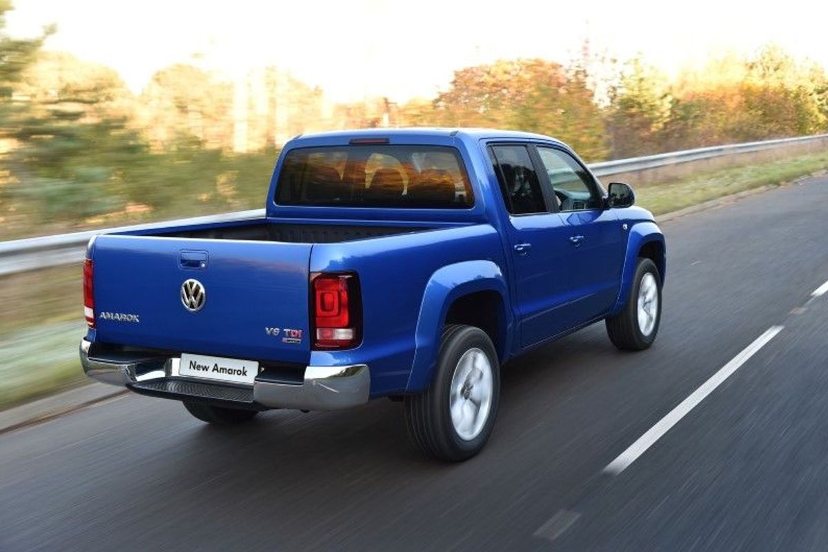 Volkswagen Amarok (2017) Specs & Pricing