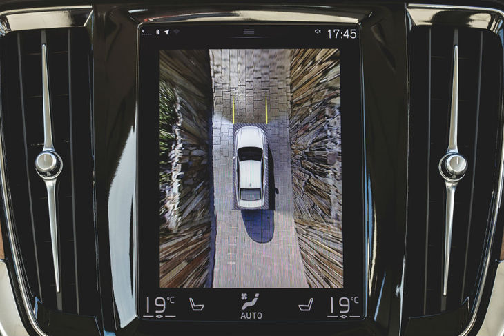 Volvo S90 D5 Inscription AWD (2017) Quick Review