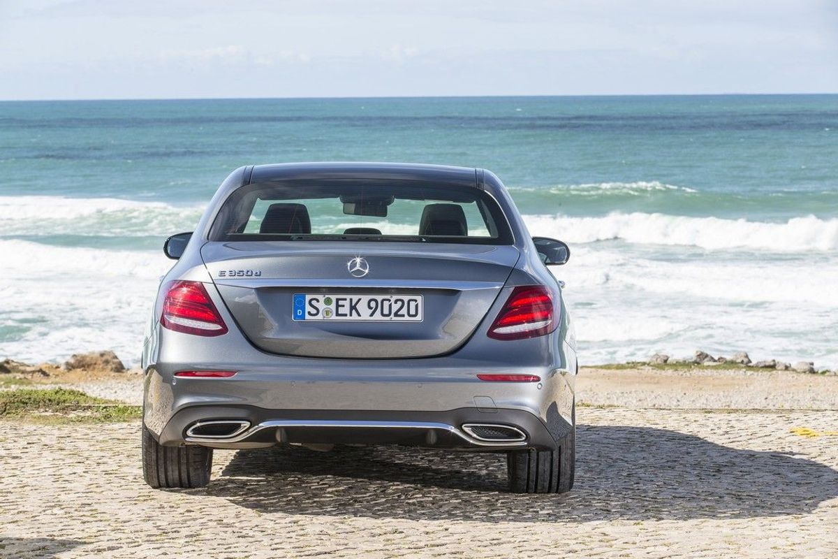 Updated: Mercedes-Benz E-Class (2017) Specs & Price