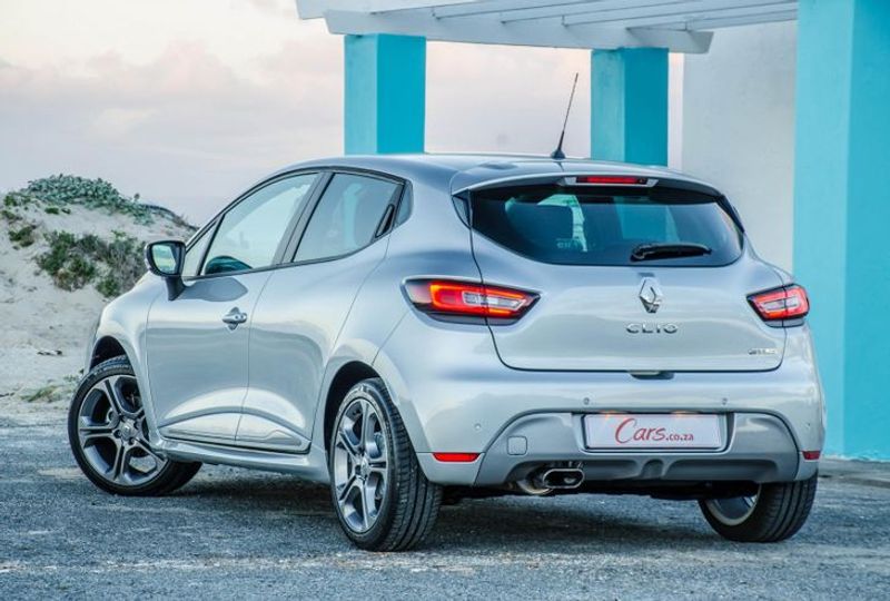 Renault Clio GT-Line (2017) Review