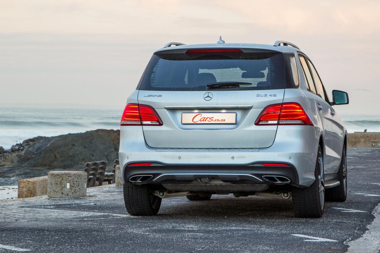 Mercedes-AMG GLE 43 (2017) Quick Review