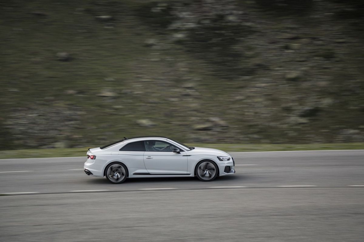 Audi RS5 (2017) International Launch Review