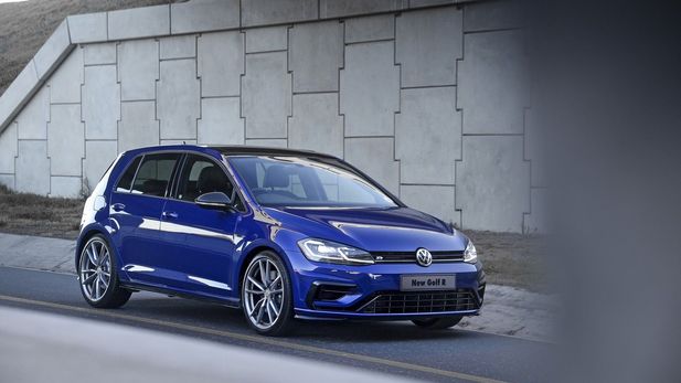 Volkswagen Golf R + GTD (2017) Launch Review