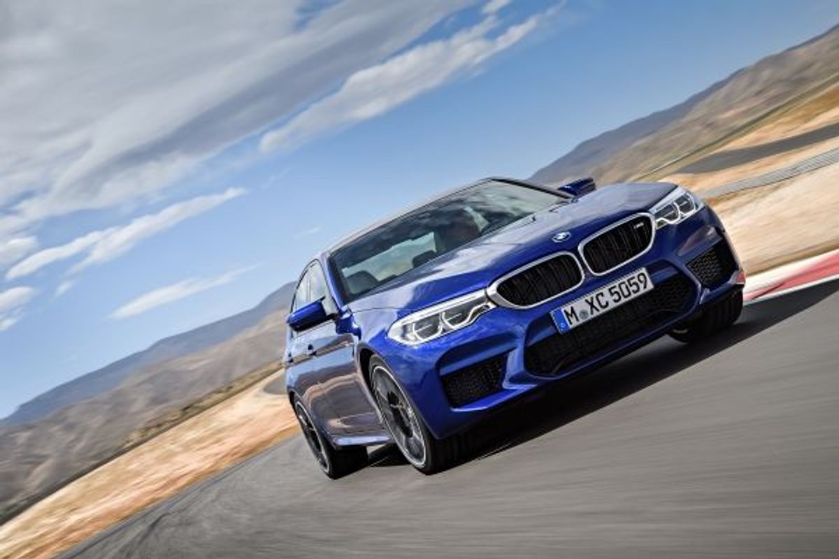 New 441 kW BMW M5 Revealed [with Video]