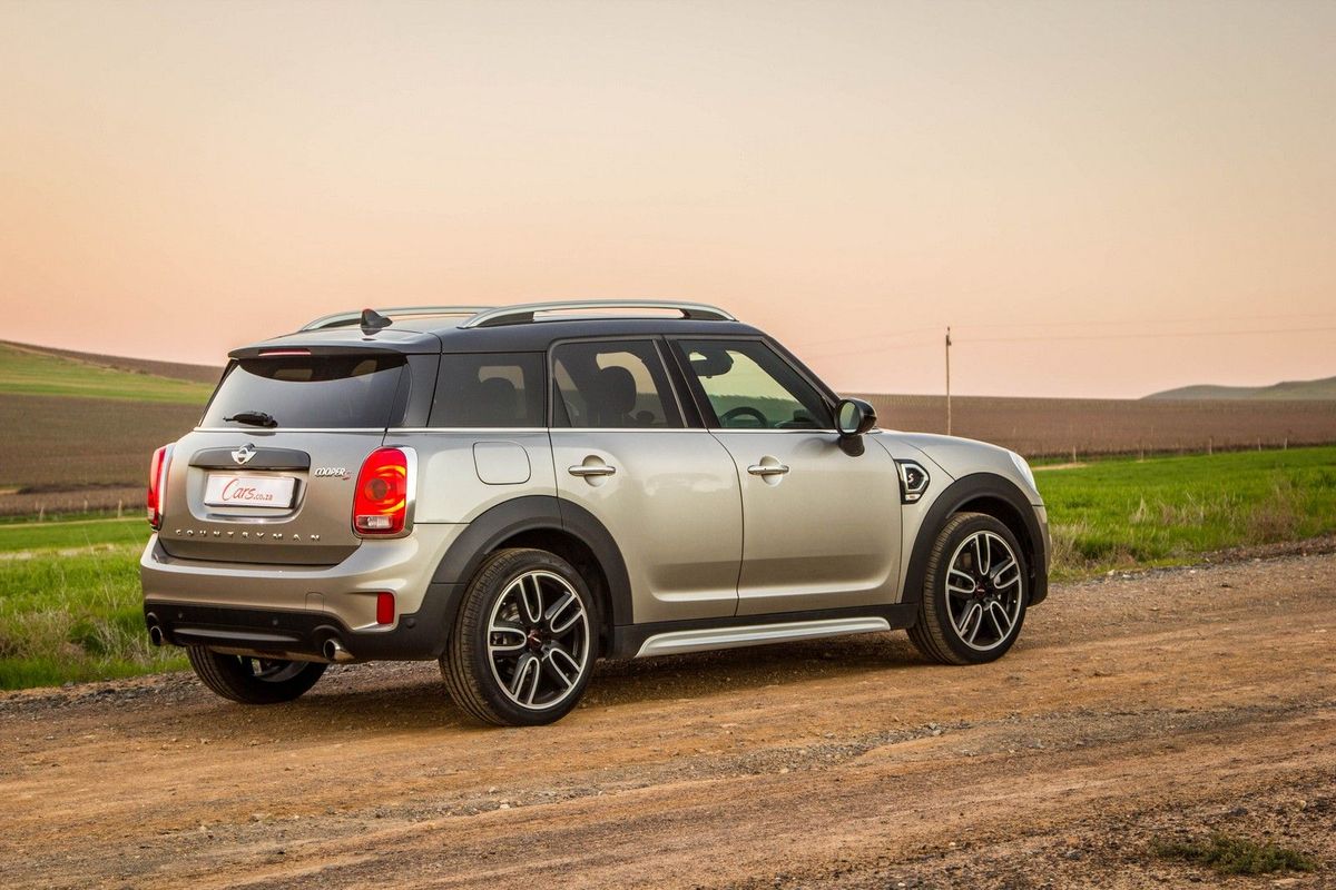 Mini Countryman (2021) Review