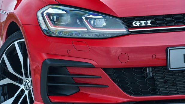 Volkswagen Golf 8 Details Emerge