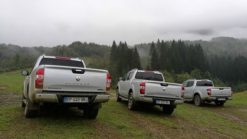 Renault Alaskan (2017) International Launch Review [Video]