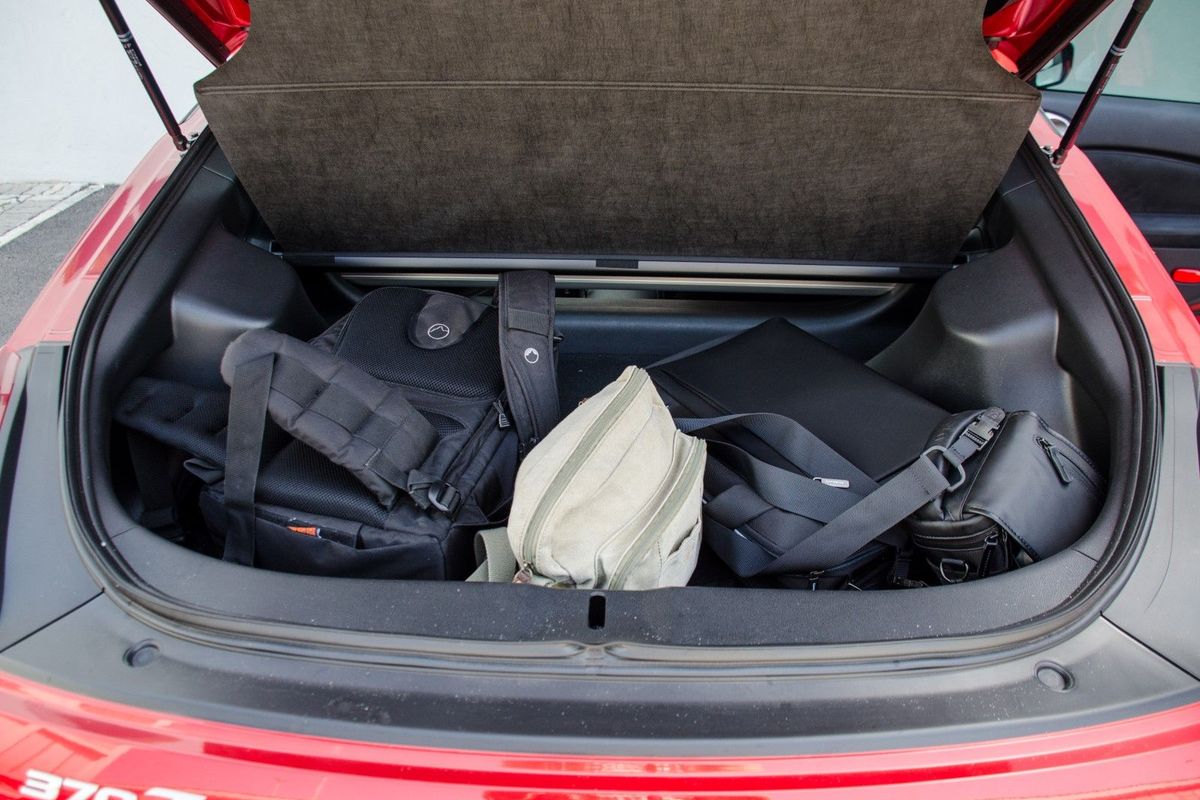 Nissan 370Z (2017) Quick Review