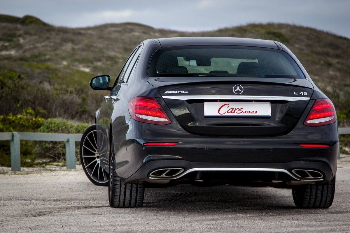 Mercedes-AMG E43 4Matic (2017) Quick Review