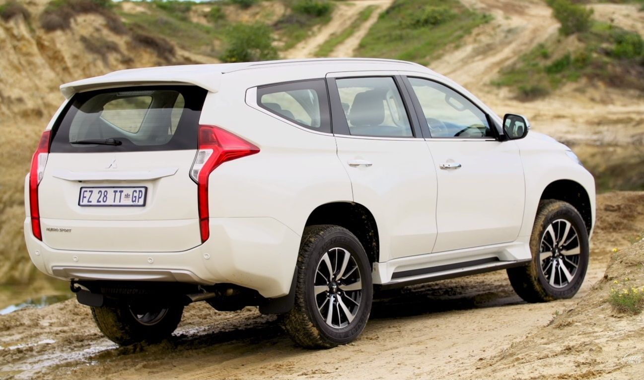 Mitsubishi Pajero Sport 2.4 D4 4x4 Auto (2017) Review