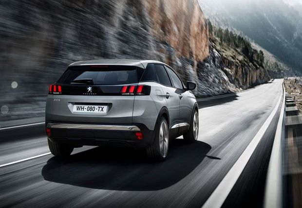 3 Reasons Why Peugeot 3008 is #CarsAwards Finalist