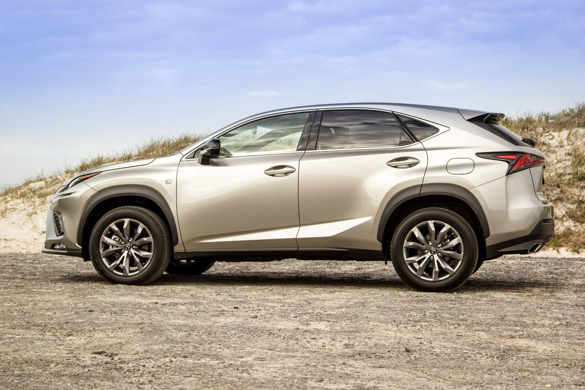 Lexus NX300 F-Sport (2018) Review