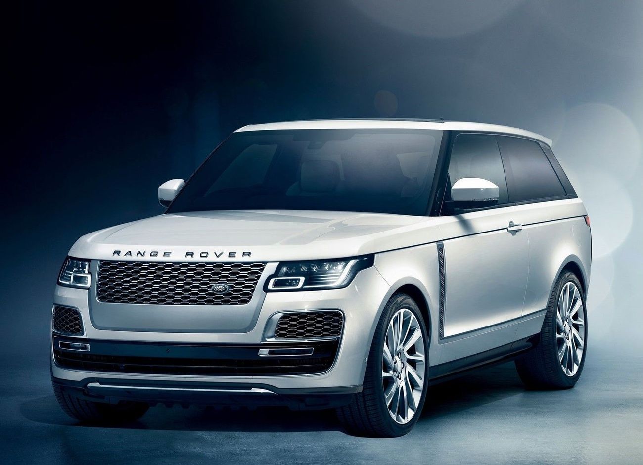 Range Rover unveils two-door limited edition SUV