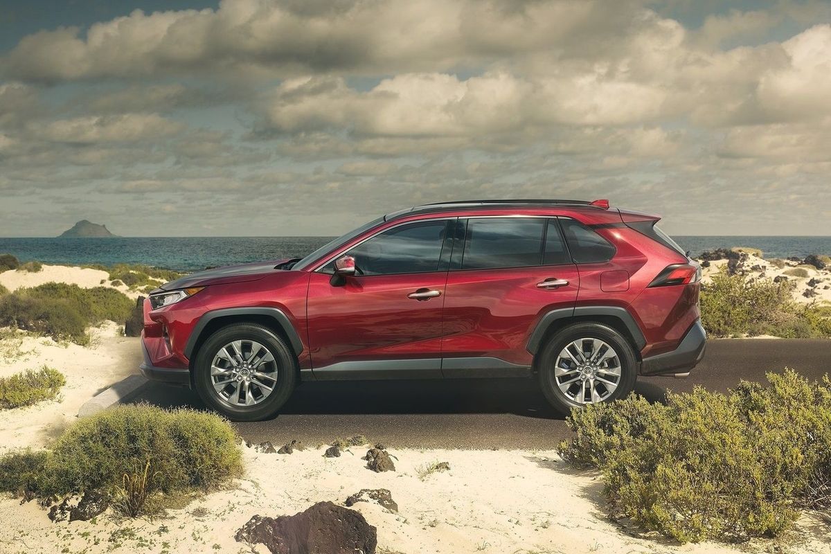 Toyota showcases all-new RAV4 SUV at New York Auto Show